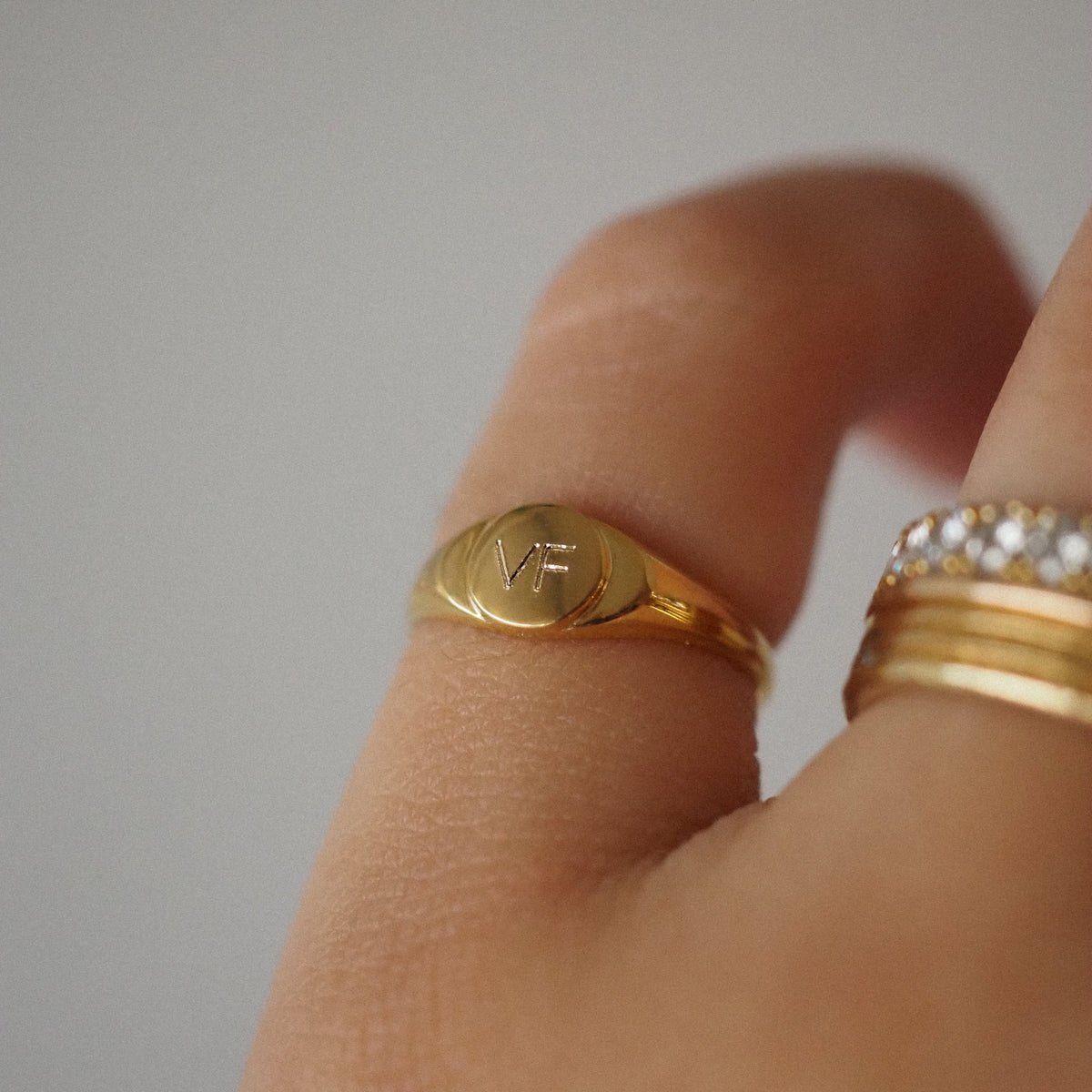 MINI SIGNET RING – PIAZ JEWELRY